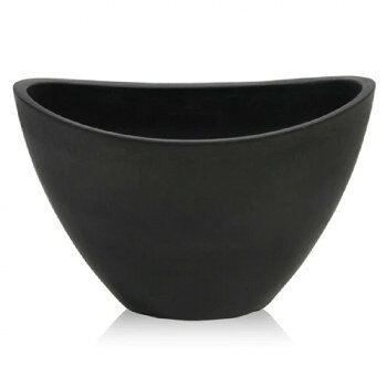 ※お届け地域により、別途運賃がかかる場合やお届けできない場合がございますので、お問い合わせ下さい。 陶器のような質感と、軽量かつ柔軟性のある丈夫な樹脂の特性を併せ持っているフラワーベース。耐候性に優れ耐酸化性や耐食性があり、水漏れしないため...