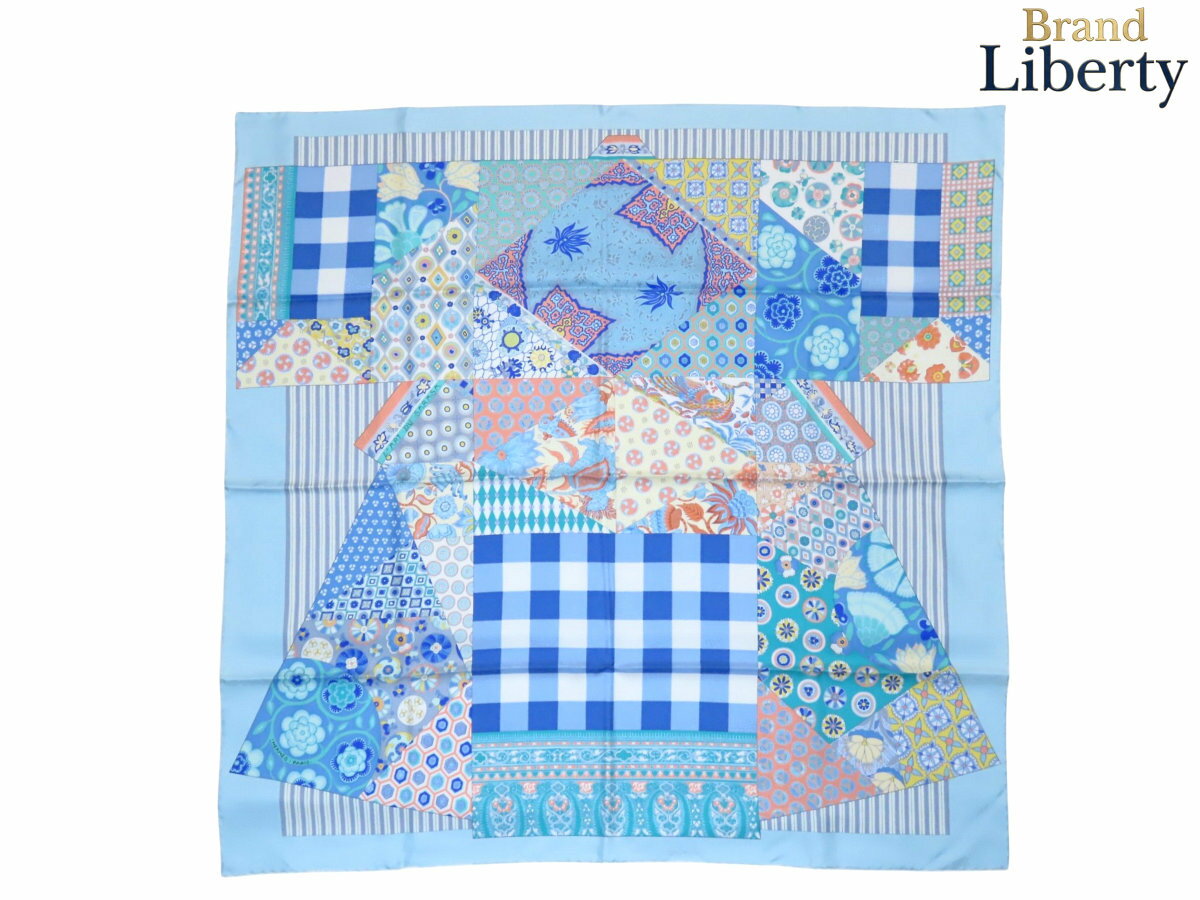 ● ブランドエルメス　HERMES ● 商品名カレ90　L Art du Sarasa　更紗のアート大判スカーフ　ストール　ショール ● サイズW：90cm　H：90cm ● カラーライトブルーxマルチカラー ● 素材シルク100％ ● 型...