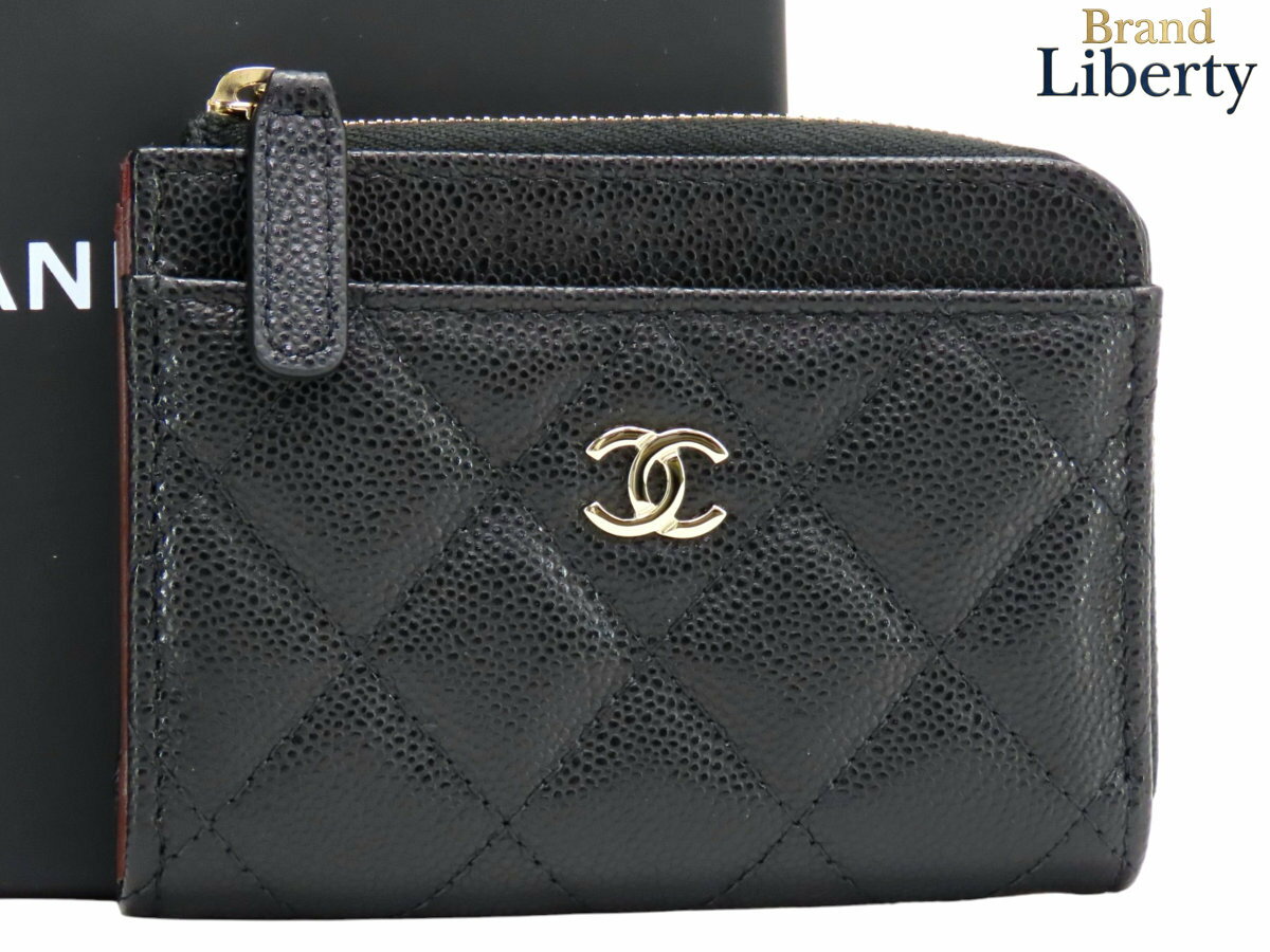 ● ブランドシャネル　CHANEL ● 商品名マトラッセ　ココマーク　キャビアスキン　タイムレスクラシック　フラグメントケース　カードケース　パスケース　コインケース　コインパース　小銭入れ 　コンパクト財布 ● サイズW：11cm　H：8...