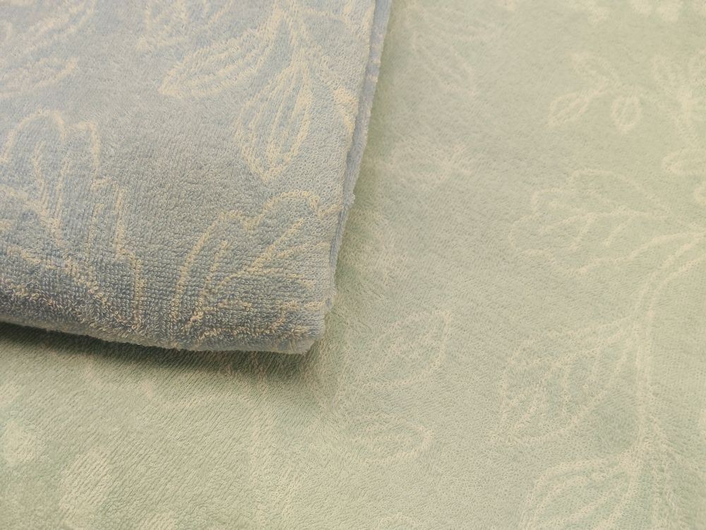 ■商品名　西川(株) ジャガードタオルケット ■サイズ 140×190cm ■素材 綿100％　 　　200匁 約760g ■日本製 ■カラー：ブルー、グリーン タオルケット 中国製 綿100% 夏用 涼しい 吸水 速乾 通気性 肌掛け ◆...