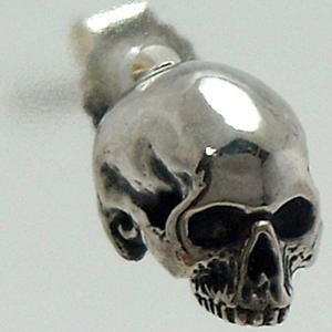 ■sou designs/ソウデザインズ【イヤリング、ピアス】 └【タイプ】シルバー925、真鍮使用、スカル骸骨ドクロ、スタッズ、クロスボーン、チェーン、ギフト【素材:シルバー】 ［要確認］納期、原則受注生産につき納期約3-4週間(在庫、詳...