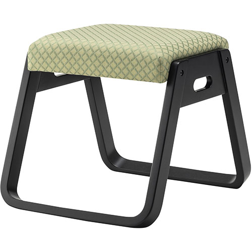 より良いくらしのために。東谷のLIGHT FURNITURE/スタッキングスツール格調高いおもむきのお座敷シリーズ。料理店や法事など幅広くご利用いただけます。 スタッキング可 サイズ:W38×D46×H36cm 素材:天然木化粧合板(バスウ...