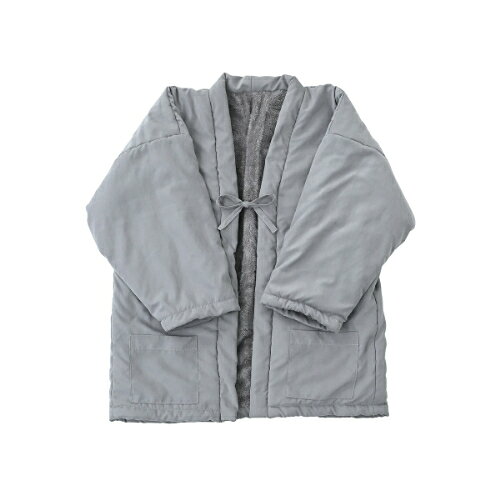 メーカー：山善JAN：4550533250091型番：YKHPD-15■商品説明■●着心地の良さはそのまま動きやすくなった「和モダンデザイン」半纏モデル●モバイルバッテリーも入る便利なポケット付き●USB対応（Type-C）■仕様■・本体サ...
