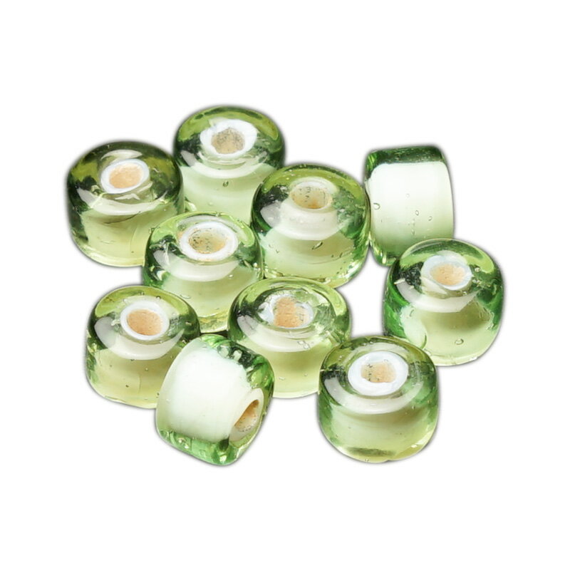 ホワイトハートビーズ 小玉 クリアグリーン（薄緑） 10個売り 白いガラスの芯があることから、ホワイトハートと呼ばれるガラス製のビーズです。シルバービーズ、ターコイズビーズ、ボーンビーズなどと組み合わせることで、ブレスレット、ネックレス、ス...