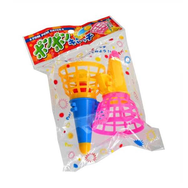 ポンポンキャッチです。レバーを引くとボールが飛びだします。落とさずに何回キャッチできるか挑戦してみましょう。●1個の当店計測サイズ(約)・75×135mm●対象年齢・3歳以上●材質・本体:PS、PP ボール:PE●用途・ボール キャッチ オ...