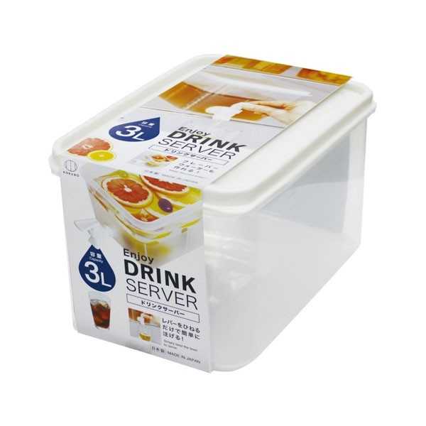 ドリンクサーバーです。冷蔵庫に置いたままドリンクを注げるサーバーです。四角いタッパー型で冷蔵庫の棚に省スペースで置けます。レバーをひねるだけで飲み物を注げます。広口タイプでフレーバーウォーター作りにも便利です。※電子レンジ・食器洗い乾燥機・...