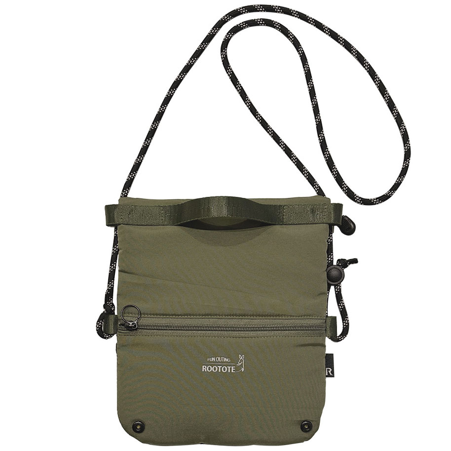 夏にうれしい簡易保冷機能付き！ 酷暑に欠かせない冷却アイテムや溶けやすい、コスメやお菓子などを収納できる簡易保冷機能付きサコッシュ。ウォーキングやサイクリング、散策に。持ちものが少ないお出かけにちょうどいい便利な2WAYタイプのサコッシュで...