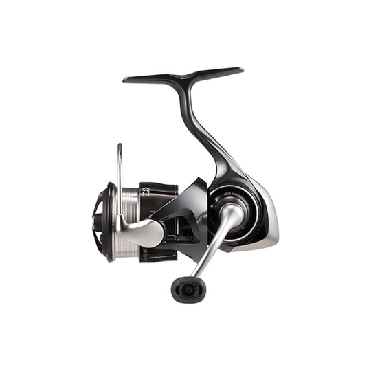 ダイワ24ルビアス　SF2000SS-P■標準自重（g）：135 ■巻き取り長さ（cm/ハンドル1回転）：60 ■ギア比：4.6 ■標準巻糸量ナイロン（lb-m）：2.5-100 ■標準巻糸量PE（号ーm）：0.3-200 ■ハンドルアーム...