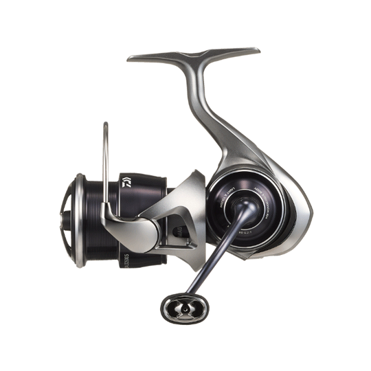 ダイワ25カルディア　LT2500S■標準自重（g）：180■巻き取り長さ（cm/ハンドル1回転）：73　■ギア比：5.2　■標準巻糸量ナイロン（lb-m）：4-150 ■標準巻糸量PE（号ーm）：0.6-200 ■ハンドルアーム長（mm）...