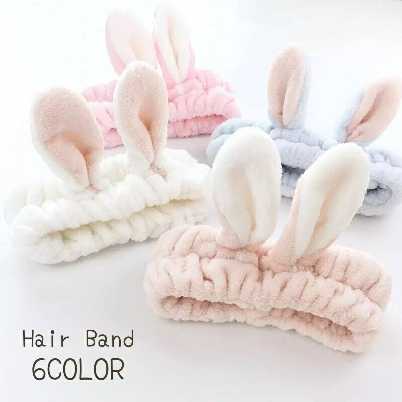 ウサミミがとってもキュート♪洗顔用ヘアバンドです。 【カラーについて】生産ロットにより柄の出方や色の濃淡が異なる場合がございます。お使いのモニターや撮影時の光の加減などにより画像と実際の商品のカラーが異なる場合もございます。予告なしにカラー...