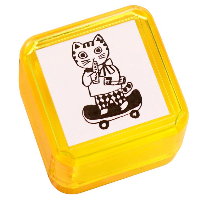サンビー 北岸由美 スタンプ 浸透印 黒 おでかけねこ ktgs-stamp-02【印面サイズ】21×21mm【スタンプ柄】おでかけねこ【仕様】浸透印タイプ(スタンプ台不要)【捺印回数】約300回 【インク補充】不可【インク色】黒
