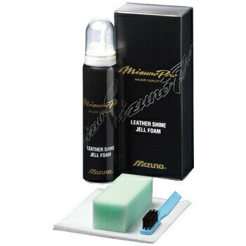 【仕様】 ・成分：動物性ワックス＋パラフィン系ワックス＋マイクロワックス ・内容量：ジェル110g ・分類：保革油 ・付属品：スポンジ＋ブラシ＋不織布付 【特徴】 ・保革成分に型崩れ防止と耐久性を加えたジェルフォーム。