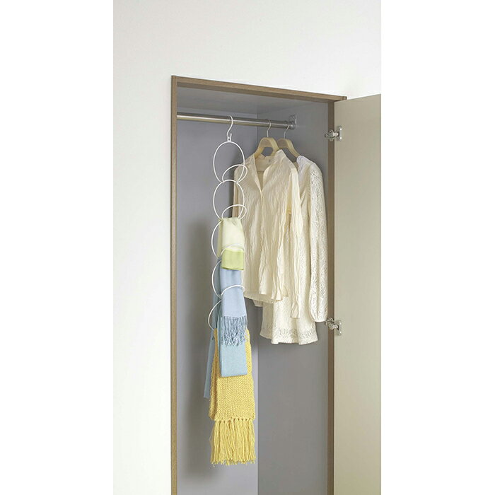 商品詳細 繋げて分けて組合せ自在。簡単連結。リングとリングを引っ掛けるだけ。帽子・スカーフ・小物雑貨をまとめて収納できる便利な連結ハンガー。 ブランド 山崎実業 商品名 ジョイントハンガー リングス ホワイト SPEC ◆サイズ(約)約14...