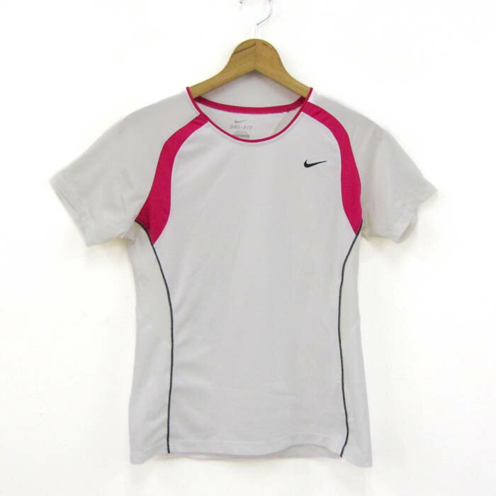 【状態追記】 若干汚れ箇所あり 【付属品】 なし / 商品サイズ (こちらのサイズ表記は平置き採寸のサイズです。) 表記サイズ L サイズガイドはこちら /商品詳細 ブランド名 NIKEナイキ 特徴 --- 素材 素材タグを撮影しております...