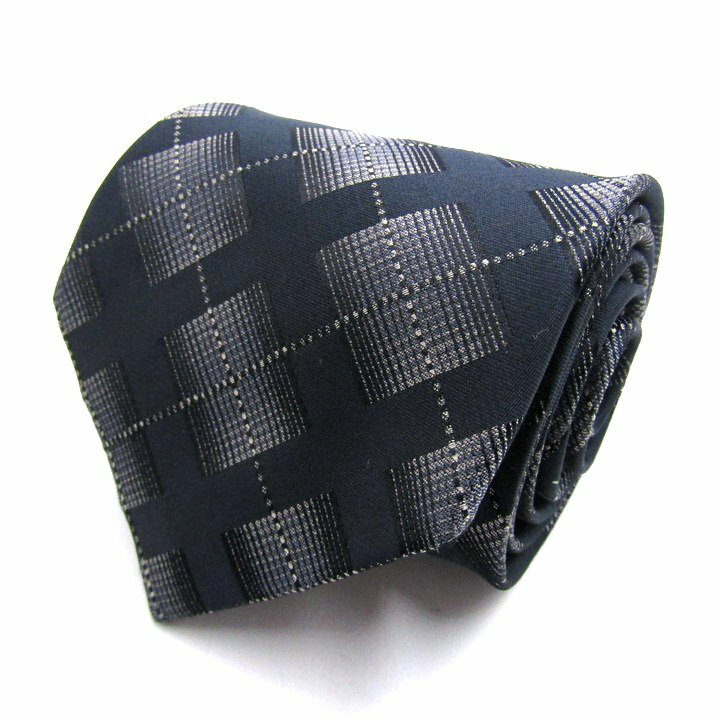 【状態追記】 --- 【付属品】 なし / 商品サイズ (こちらのサイズ表記は平置き採寸のサイズです。) 表記サイズ大剣幅 ---約9.5cm サイズガイドはこちら /商品詳細 ブランド名 HIROKO KOSHINOヒロココシノ 特徴 厳...