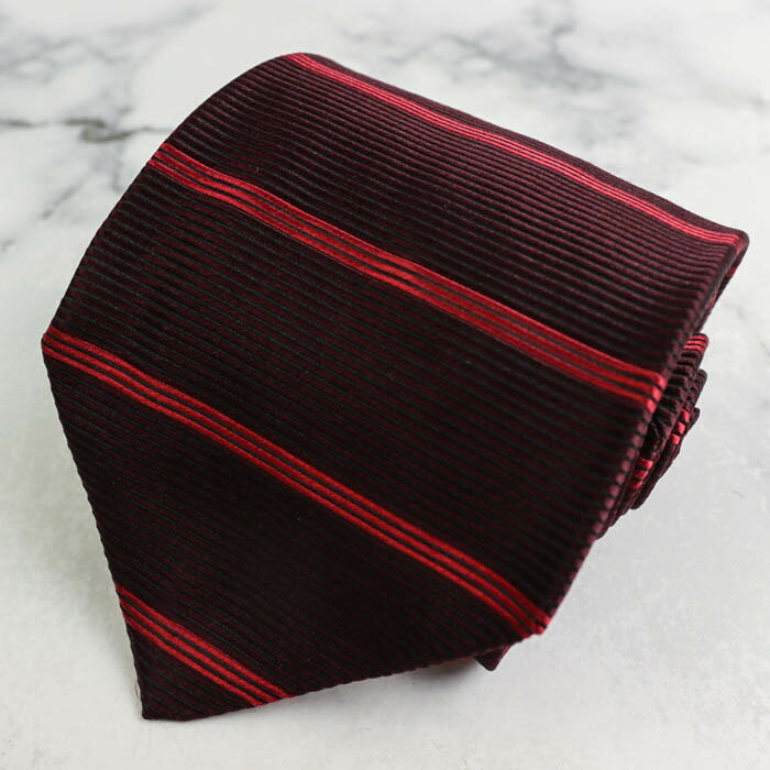 【状態追記】 --- 【付属品】 なし / 商品サイズ (こちらのサイズ表記は平置き採寸のサイズです。) 表記サイズネクタイ全長大剣幅小剣幅 ---約-cm約9.5cm約-cm サイズガイドはこちら /商品詳細 ブランド名 BANANA R...