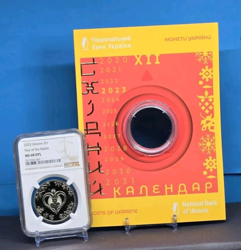 PRODUCT DETAILS 【商品情報】・鑑定機関: NGC・グレード: MS68 DPL・発行年・発行国: 2023年 ウクライナ・額面: 5フリヴニャ・テーマ・シリーズ: 卯年（うさぎ/猫）・素材・重量: -・鑑定番号: -【コンデ...