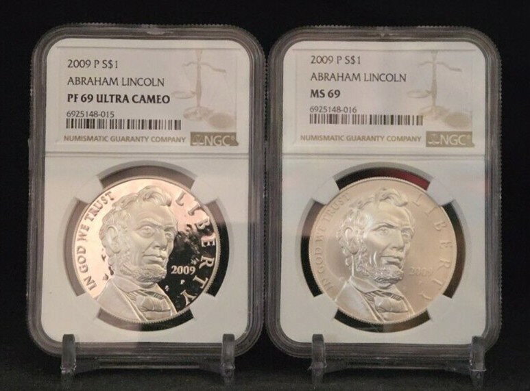 PRODUCT DETAILS 【商品情報】・鑑定機関：NGC・グレード：MS69 & PF69 Ultra Cameo・発行年・発行国：2009年 アメリカ・額面：1ドル・テーマ・シリーズ：エイブラハム・リンカーン・素材・重量：銀貨・鑑定...