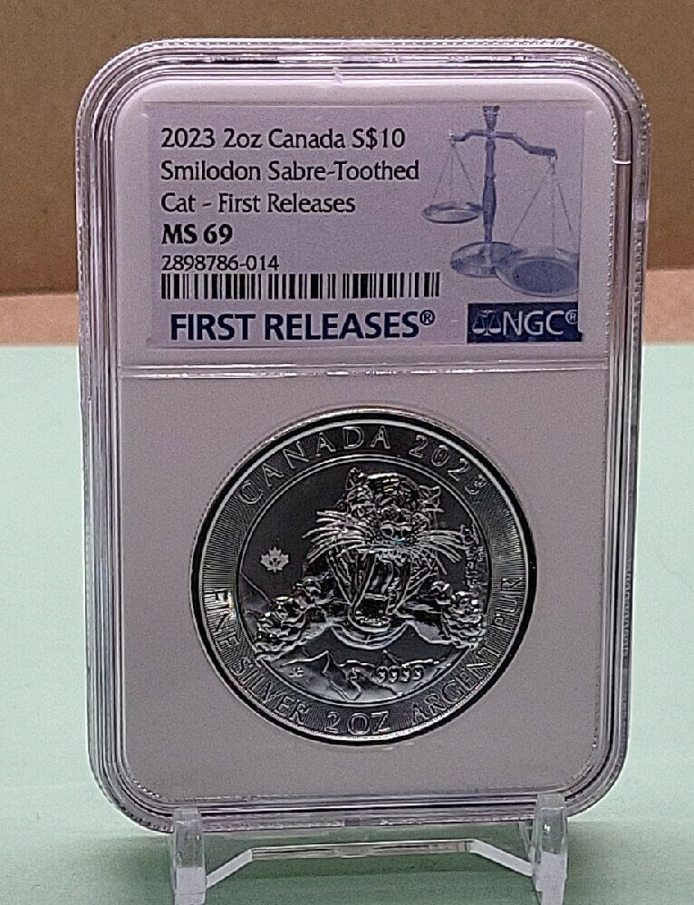 PRODUCT DETAILS 【商品情報】・鑑定機関: NGC・グレード: MS69・発行年・発行国: 2023年 カナダ・額面: 10ドル・テーマ・シリーズ: スミロドン サーベルタイガー・素材・重量: 銀(.9999) 2オンス【コン...