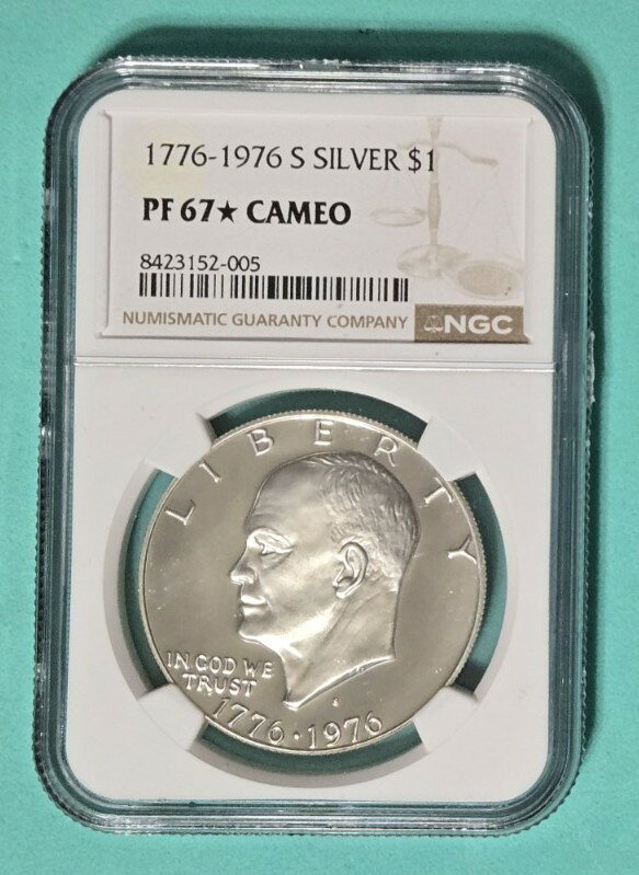 PRODUCT DETAILS 【商品情報】・鑑定機関: NGC・グレード: PF67* CAMEO・発行年・発行国: 1776-1976年・アメリカ・額面: 1ドル・テーマ・シリーズ: アイゼンハワー 建国200周年記念・素材・重量: 銀...