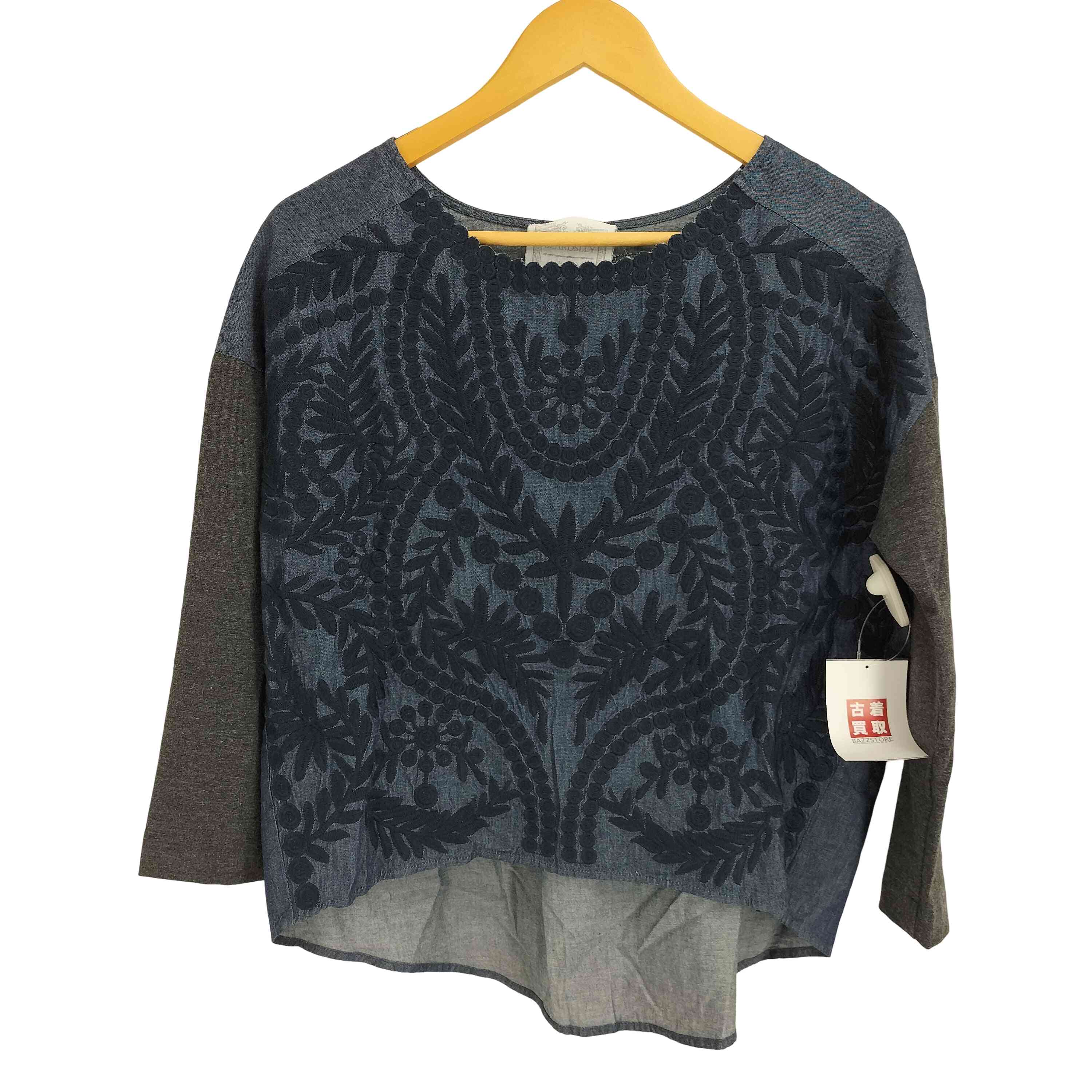 ブランド BEARDSLEY(ビアズリー) カテゴリ レディース トップス その他トップス アイテム ボタニカル フロント刺繍 プルオーバーブラウス 表記サイズ FREE 参考サイズ FREE 実寸 肩幅61cm 身幅60cm 着丈58cm...