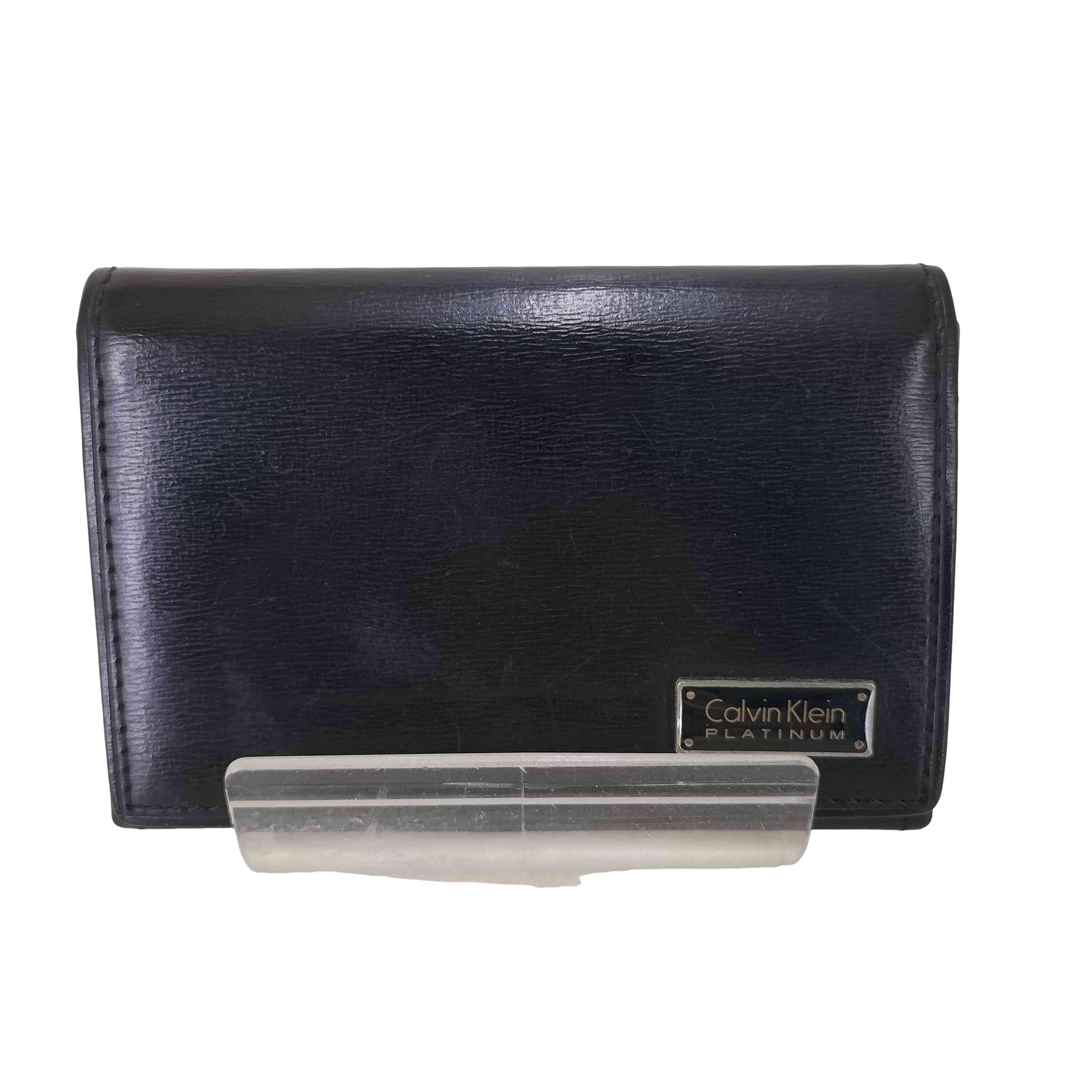 ブランド CALVIN KLEIN(カルバンクライン) カテゴリ メンズ 財布・ケース カードケース アイテム レザーカードケース 表記サイズ 表記無 参考サイズ 表記無 実寸 横幅11cm 高さ7cm マチcm 素材 製品表示なし 色 黒...