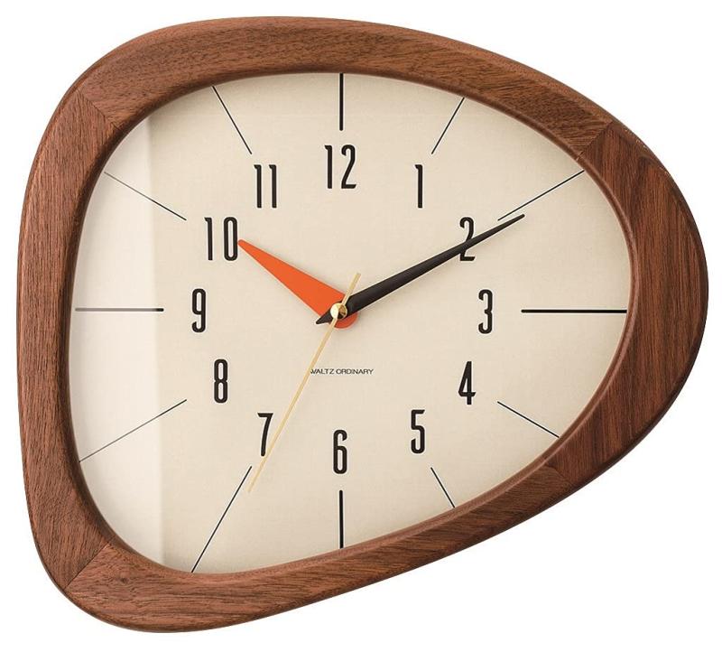 インターフォルム 掛け時計 キーノ CL-3881BN ブラウン 木 ウッド アシンメトリー スイープムーブメント【商品の概要】 北欧ヴィンテージを思わせるアシンメトリーなフォルムに、短針にビビットなアクセントカラーをプラスしたレトロポップ...