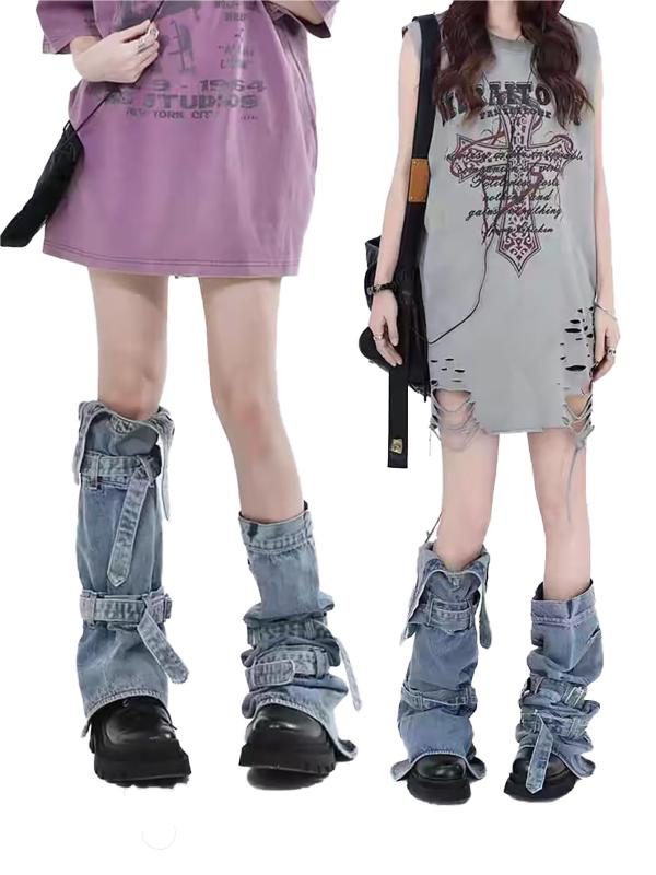 [IKIOU] Y2K デニムレッグウォーマー, ストリート系パンクゴシック, ライトブルー, バックルストラップ付き, 不規則デザイン, ふくらはぎ周り38cm以内対応, ヴィンテージウォッシュ加工 [並行輸デザイン性: Y2Kスタイルを...