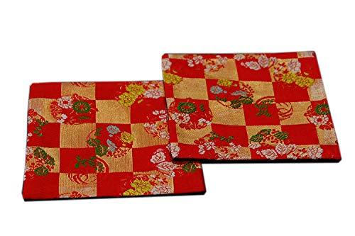 和風 金襴織着物コースター 2枚セット (市松 いちまつ）金襴織物で作られた帯風で豪華な和風コースターです。素材：表面金襴部分　ポリエステル100％　裏面黒無地　綿100％生地の取り都合で1枚ごとに多少柄が違います。サイズ：約10×10cm...