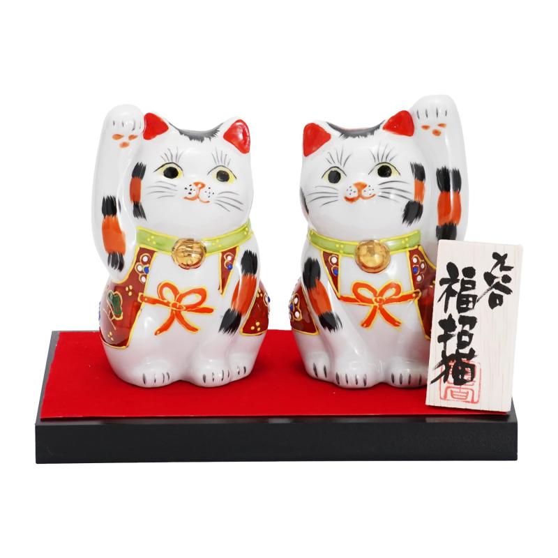 ふくべ屋 九谷焼 ペア招き猫 台座・敷物・立札付 右手・左手猫セット 金運・人を招く 置物 インテリア 新築祝い 開業祝い ギフトにも最適 (高さ10.5cm 幅6.5cm)高品質な九谷焼製造： このペア招き猫は、日本の伝統工芸品である九谷...
