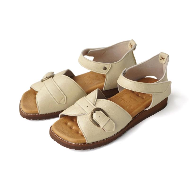 [やさしい靴工房 Belle &amp; Sofa] サンダル レディース ぺたんこ おしゃれ 歩きやすい 履きやすい 黒 白 マジックテープ バックル 金具 旅行 フラット 日本製 ヴィーガンレザー CABETSS(21.5～22.0cm...