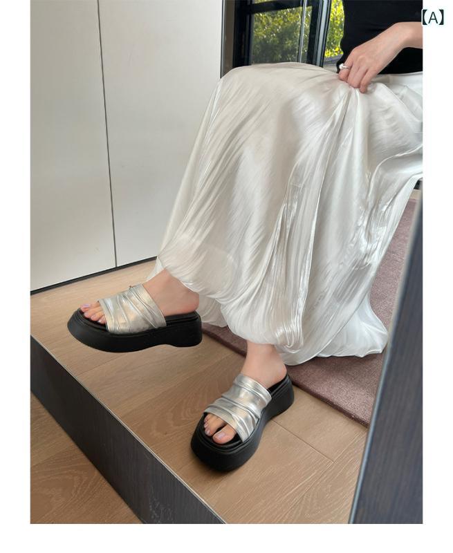 現物 ! 厚い 底の スリッパの 女性の 夏の 新型の バンコクは しわを 引き延ばして 感じます。色: シルバー,黒,オフホワイト,アプリコットサイズ: 35,36,37,38,39,40アッパー素材: スーパーファイバー製品カテゴリー:...