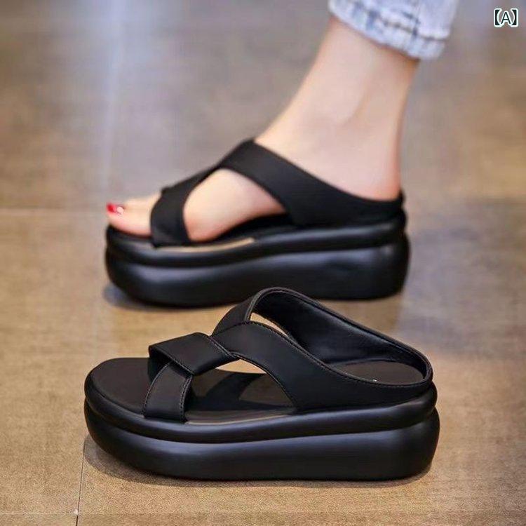 人気の 厚底 プラットフォーム スリッパ 女性 用 2025 夏多 用途新 スタイル 高 さ 増加 ソフトソール 滑り 止め ビーチ サンダル色: 黒,シルバーサイズ: 35,36,37,38,39,40アッパー素材: PU製品カテゴリー:...
