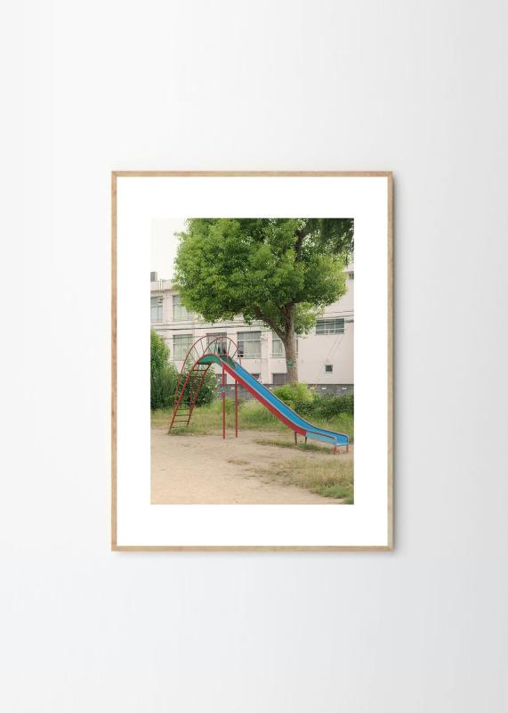 THE POSTER CLUB ポスタークラブ Playground in Osaka 01 30×40cm Jennilee Marigomenジークレープリントという手法でPOSTER CLUBのために特別に作成されています。ジークレー...