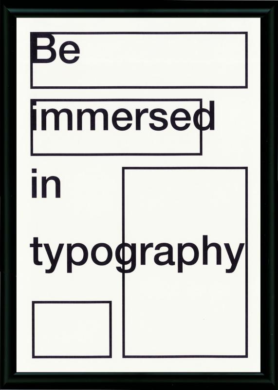 タイポグラフィー アートポスター, typ003, A4サイズ、マーメイド紙、フレーム入り（ブラック）、壁掛け 立て掛け、紐付き Designed by Neue Hollyデザイン：タイポグラフィーをモチーフにしたA4サイズのアートポスタ...