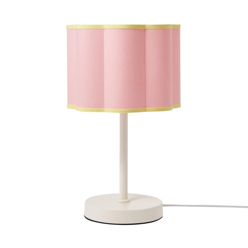 Francfranc フランフラン スカラップ テーブルランプもこもことした形がかわいいテーブルランプです。パイピングの色がアクセントになったデザインで、程よく空間に彩りを添えるアイテムです。サイズ:W220×D220×H370mm コード...