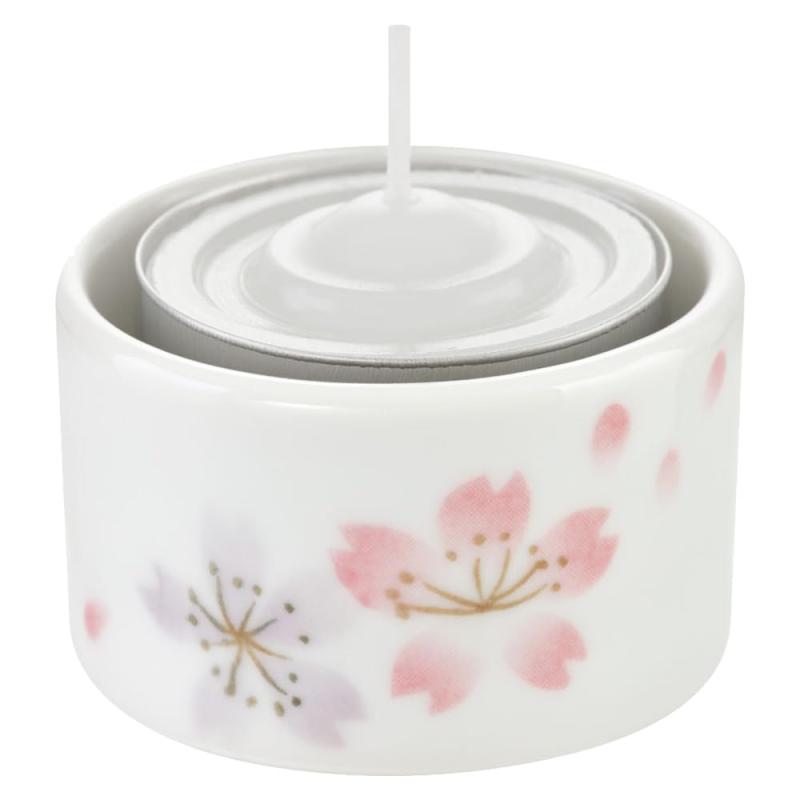 キャンドルホルダー（キャンドル1個付）サクラ花柄桜柄のキャンドルホルダー●キャンドルホルダーの大きさに合ったキャンドルをお使いください。●火の取扱いにご注意ください。●燃焼時は、燃えやすいものをそばに置かないでください。●火を灯したら絶対に...