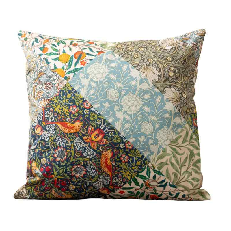 Jubilee クッションカバー サテンコットン ウィリアムモリス柄 Patchwork 45x45cm 両面プリント ジッパー付き『デザイン』色彩豊かなウィリアム・モリスのデザインを使用。可愛らしいプリントがおしゃれにお部屋を彩ります。『...