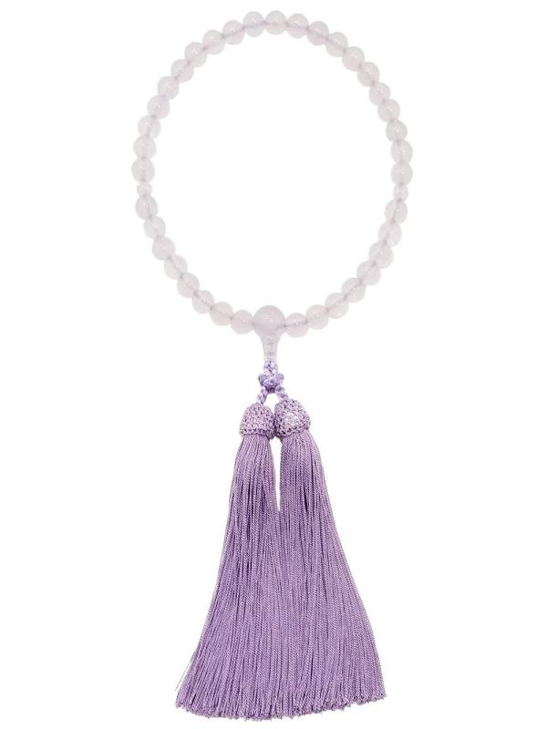 京都 土屋念珠店 女性用 片手 数珠 ラベンダーメノウ 正絹房 国産 手作り 桐箱入 -すべての宗派でご使用頂けます-白瑪瑙の藤色がかった部分のみを選別し、お仕立て致しました。7mm玉の天然石を使用し、お仕立て致しました。京都に由来する製法...