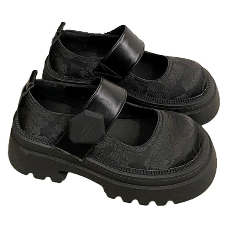 [FleurUneffe] 厚底ラウンドトゥ パンプス, 花柄, ベルト付き, 5cmヒール, 合成皮革, 23.5cm, レディース (s276)デザイン性: 花柄エンボス加工と光沢のある合成皮革を使用したエレガントなラウンドトゥパンプス...