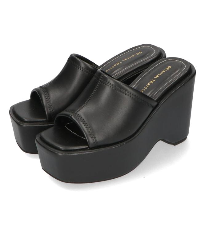 [オリエンタルトラフィック] 厚底 ミュール サンダル 華奢見え ボリュームソール レディース 41294ころんとしたシルエットが可愛い厚底サンダル。ストームに厚みがあるので11cm超えの高めヒールでも歩きやすい。浅めのミュールデザインは足...