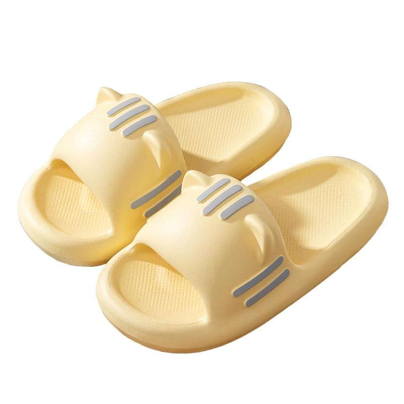 [ねこタウン] 洗えるスリッパ サンダル 猫スリッパ ネコ 室内屋外使用可 男女兼用♥【流行りの猫耳スリッパ】可愛いお耳・愛らしいおひげ・裏底の肉球など、ネコ好きのマストバイアイテムのねこちゃんサンダル♥【室内・屋外どちらでも使える洗えるサ...