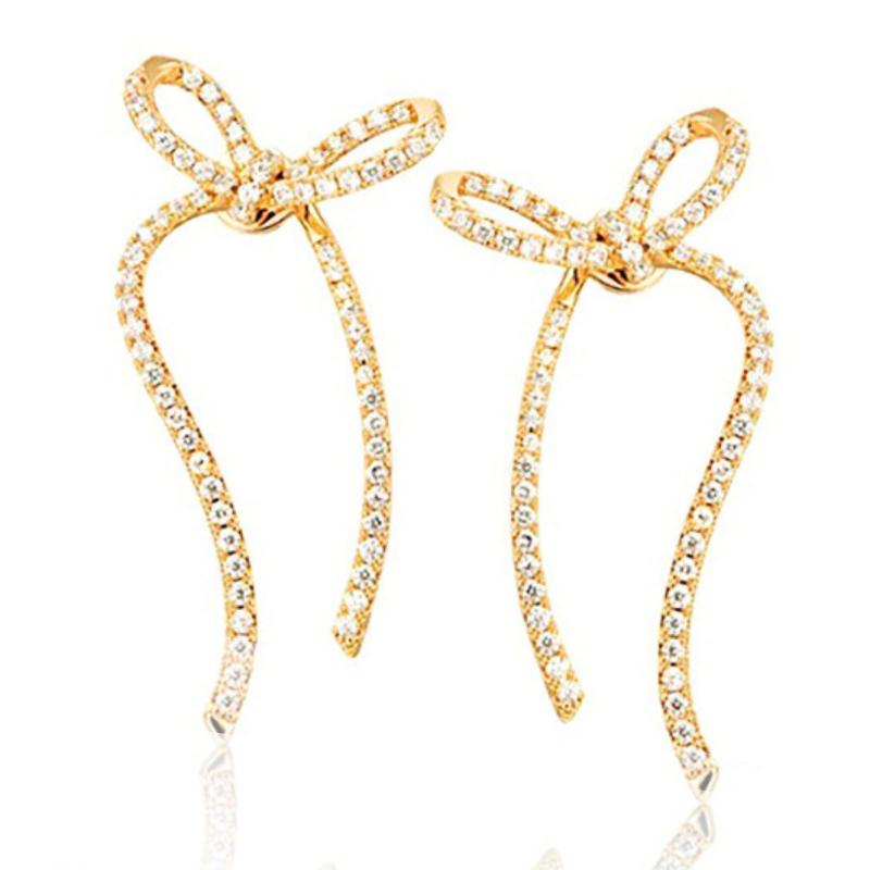 K-Bom ピアス リボン ラインストーン ゴールド シルバー レディース フェミニン 個性派 蝶結び カジュアル フォーマル (シルバー)【デザイン】大人かわいいリボンモチーフのピアスです。上品なラインストーン、繊細な曲線美、程よいボリュ...