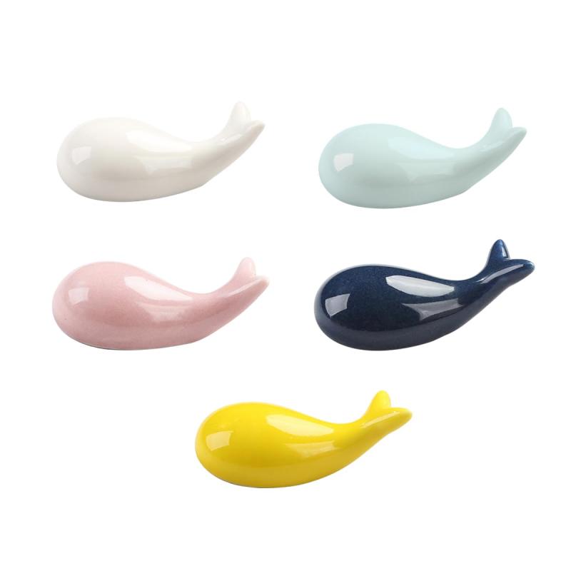 Hive Mind 箸置き 和風 箸置き おしゃれ 箸置き 陶器 箸置き かわいい 箸置き おもしろ素材：耐久性のある陶器製で、つややかな仕上がりと高級感を実現。日常使いに最適な丈夫さを備えています。デザイン：和と現代を組み合わせたデザイン...