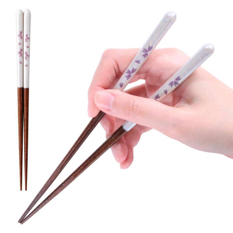 FlaColle【ふっと落ち着く、実家みたいな お箸 】 箸 夫婦 食洗機対応 滑らない 夫婦箸 御洒落 日本製 プレゼント毎日の食事に、ちょうどいい夫婦箸： シンプルで飽きのこないデザイン。どんな食卓にも自然になじむ。すべりにくく、食べや...