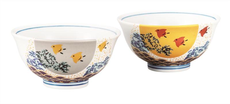 九谷焼いわたや 組飯碗・波千鳥 K9-516サイズ:径11.5×高6cm素材・材質:磁器生産国:日本化粧箱入