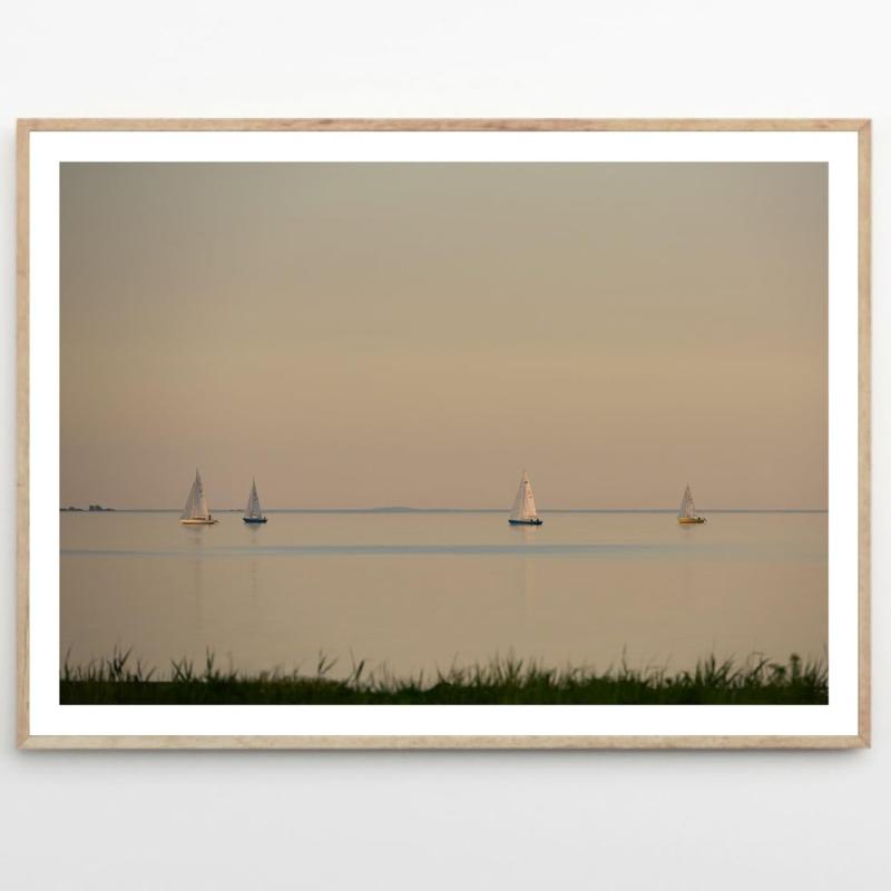 THE POSTER CLUB ポスタークラブ Lolland 50×70cm Robin SkjoldborgTHE POSTER CLUB（ポスタークラブ）は、デンマークのコペンハーゲンを拠点とし、北欧の文化やライフスタイル、ファッショ...