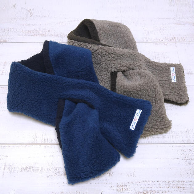 フランスのサーフスポット「 Lacanau 」のサーファーたちが、自分たちの着たいアイテムを作り始めた事からスタートした「 ARVOR MAREE / アルボー マリー 」。シンプルな中に、ヨーロッパらしい上品さを漂わせるマリンテイストのア...