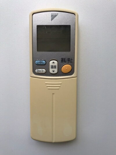 【商品名】ダイキン エアコンリモコン ARC432A21（中古品）中古品の特性上、外箱,取り扱い説明書等は基本的には付属いたしません（付属しているものもございます）。商品として問題があるものではございません、動作いたします。また、商品名に【...