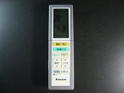 【商品名】ダイキン エアコンリモコン ARC456A30（中古品）中古品の特性上、外箱,取り扱い説明書等は基本的には付属いたしません（付属しているものもございます）。商品として問題があるものではございません、動作いたします。また、商品名に【...